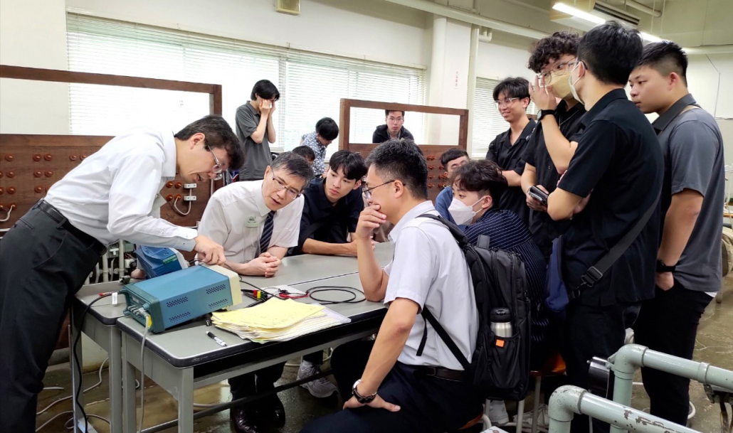 Visiting to Kansai University & Kindai University - 中原大學電機工程學系